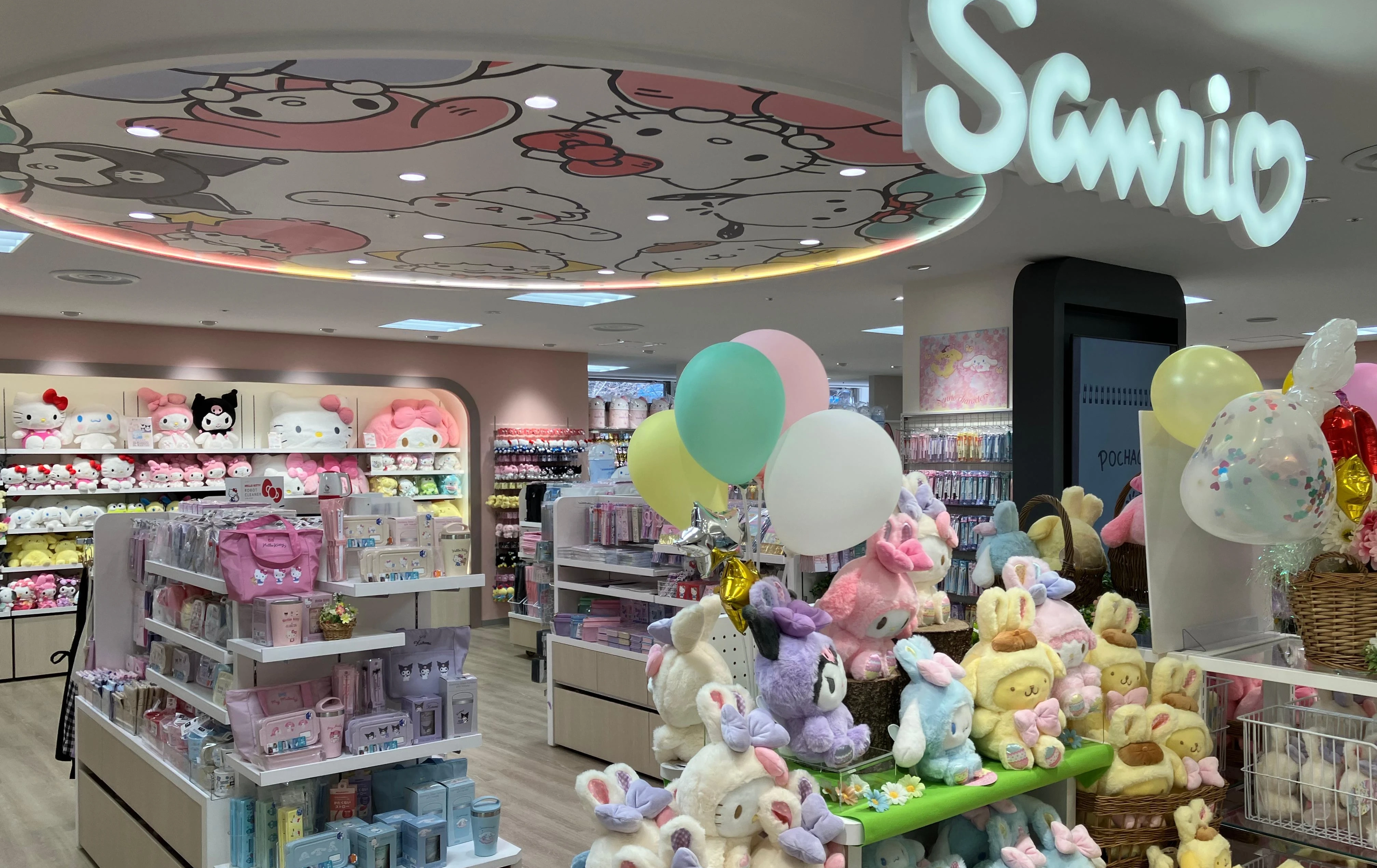 Sanrio characters turn into squirrels for adorable new autumn goods ...