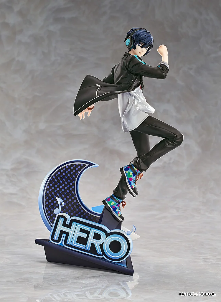 Persona 3 and 5's protagonists are the stars of a new pair of statues ...