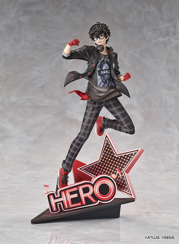 Persona 3 and 5's protagonists are the stars of a new pair of statues ...
