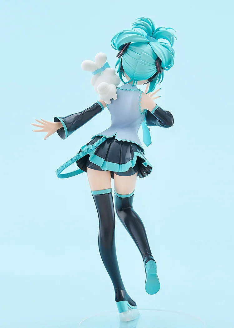 Orders Open for Adorable New Hatsune Miku x Cinnamoroll Statue